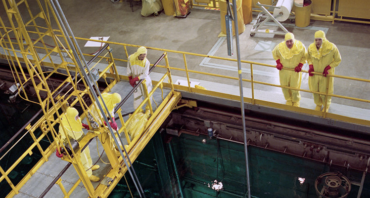 High Flux Isotope Reactor at ORNL named Nuclear Historic Landmark